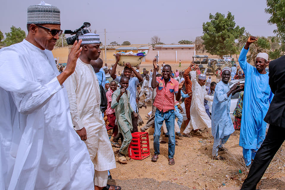 Dumurkul, Buhari village gets New Mosque, as President attends Juma'at ...