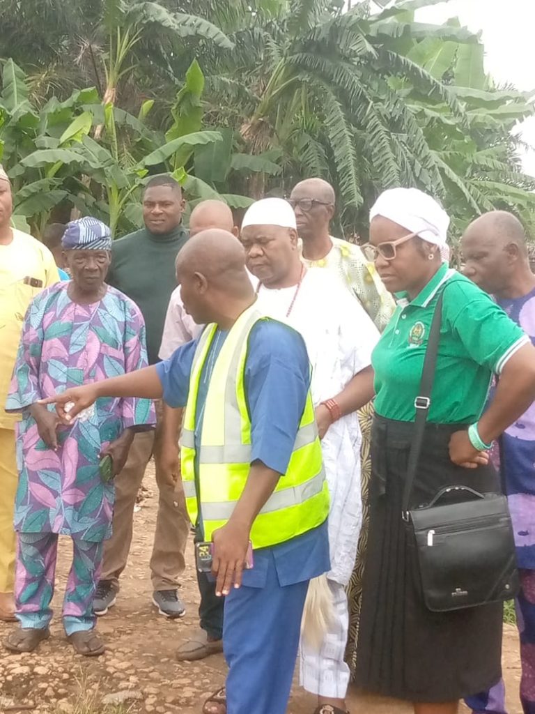 PHOTO NEWS: Osolo of Isolo, NOA officials, others tour flood-prone ...