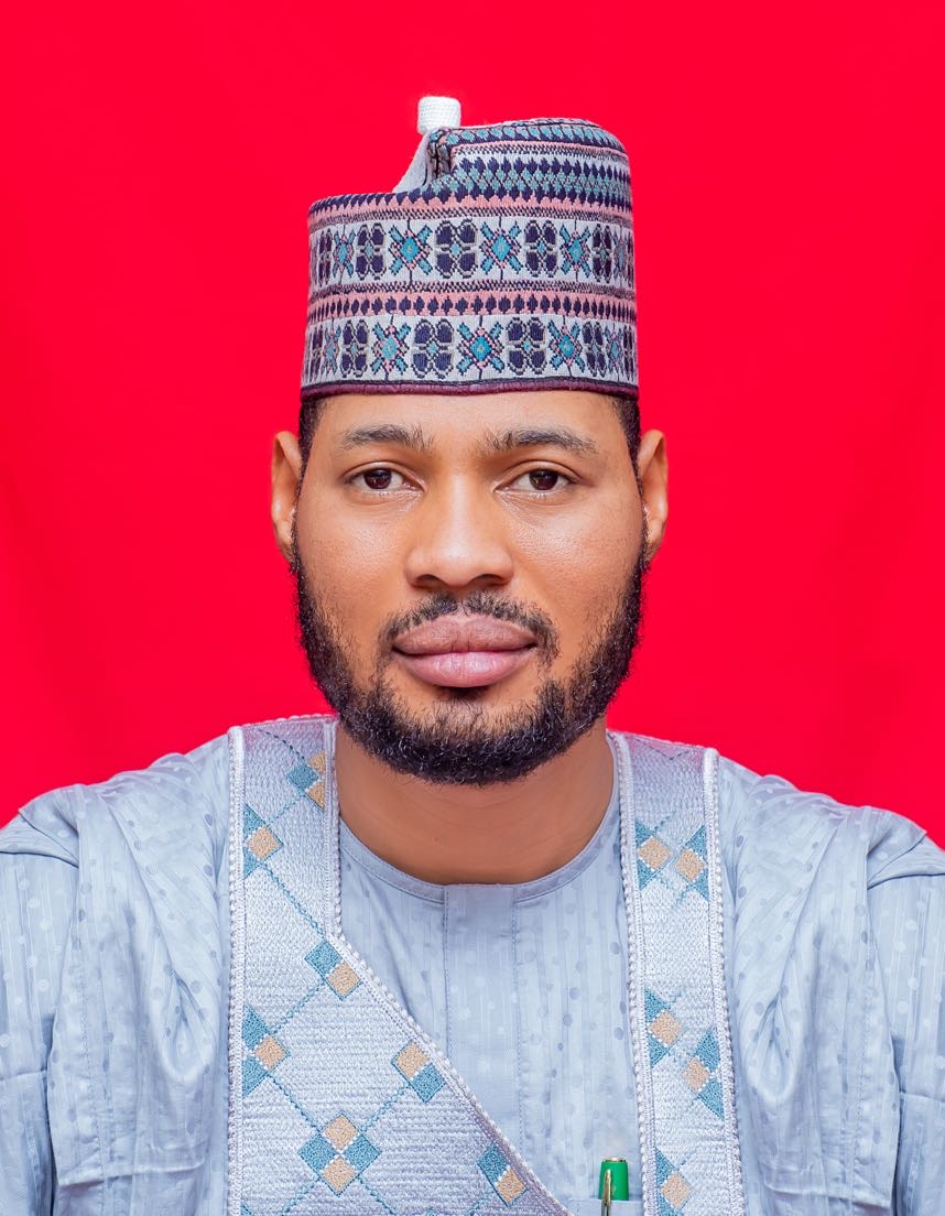 Ex-Zamfara Speaker, Magarya, commends Sultan, congratulates ex-Gov Yari ...